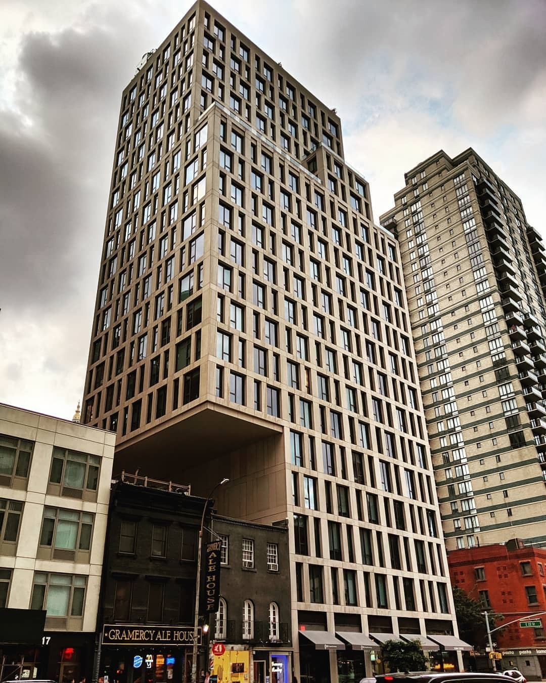 Air Rights | Un Minuto en Nueva York Podcast