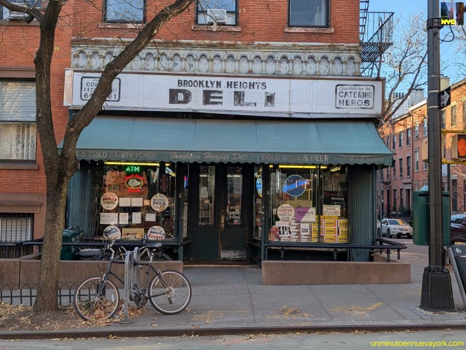 Brooklyn Heights Deli | Un Minuto en Nueva York Podcast